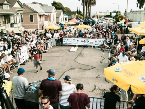 The Throw Down Biggest Cornhole Tournament in the World